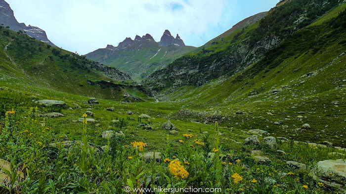 Chitta Katha Lake Trek Guide: Hikers Junction